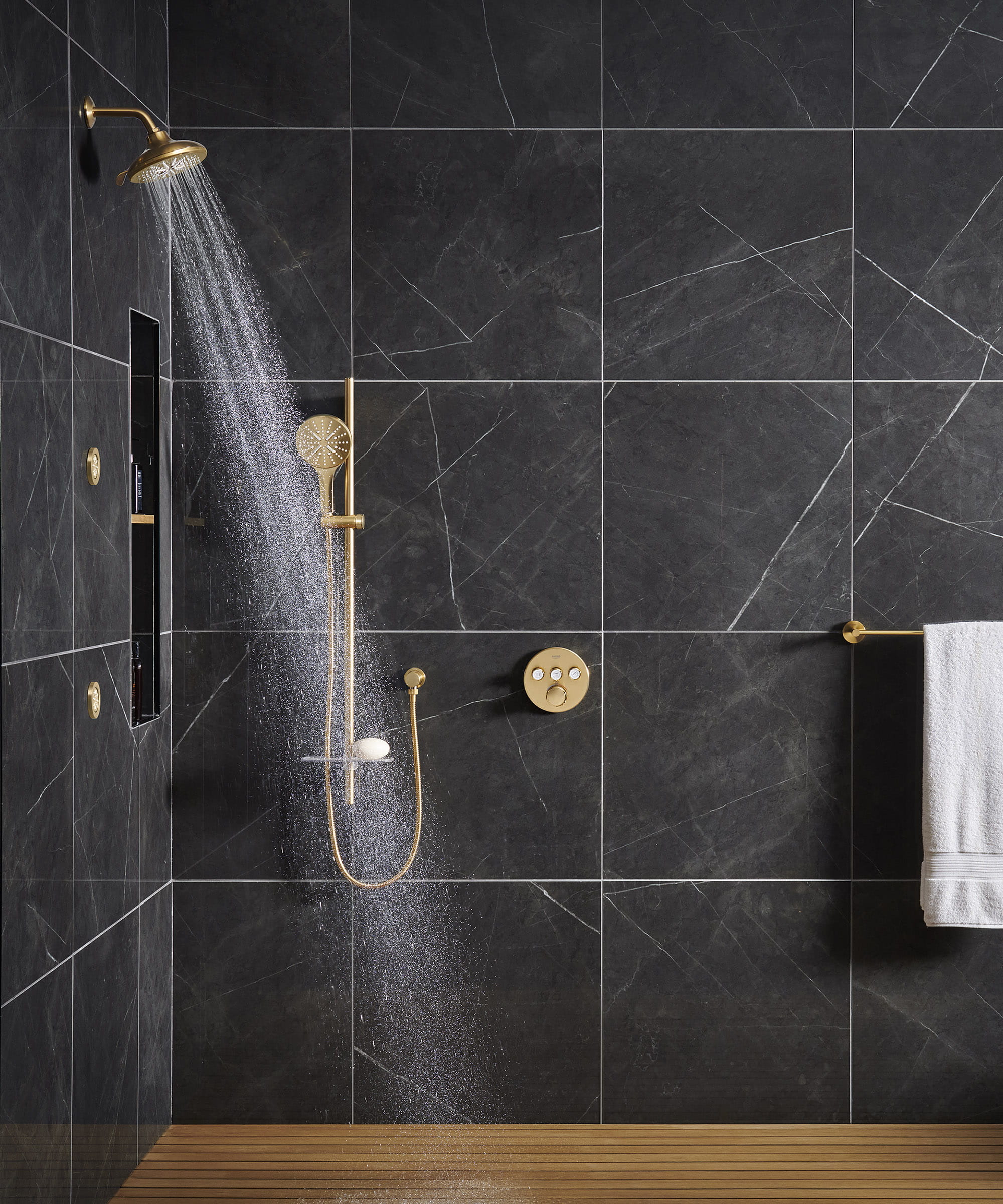 Smart Showers: The Benefits Explained